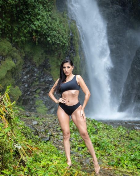 Mazly Yuqui - FamousFix Mazly Yuqui - FamousFix