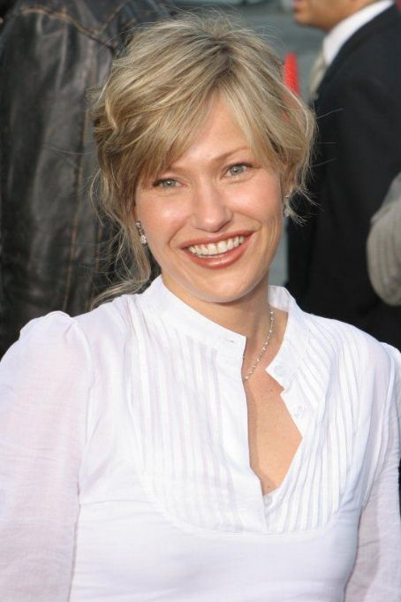 Joey Lauren Adams Joey Lauren Adams Picture 19556221 454 X 681 Fanpixnet