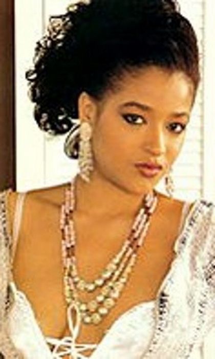 Nina Deponca Wallpaper Famousfix