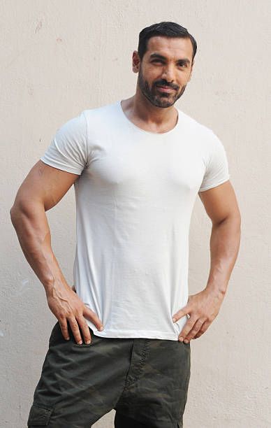 Starcast At Wrap Up Of Film Dishoom Picture - Photo of John Abraham and ... Starcast At Wrap Up Of Film Dishoom Picture - Photo of John Abraham and ...